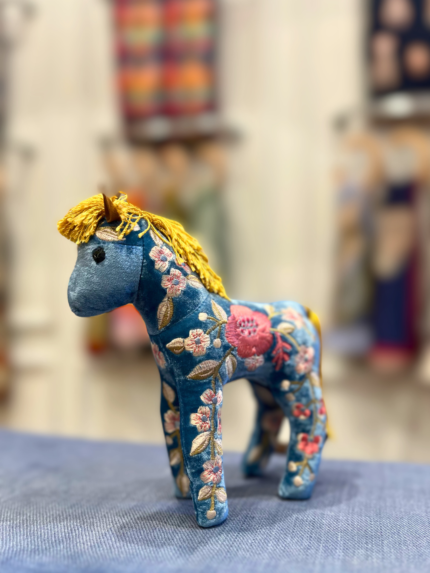 Lesbonnes. LIZA: Riviera Blue Horse (SOLD)