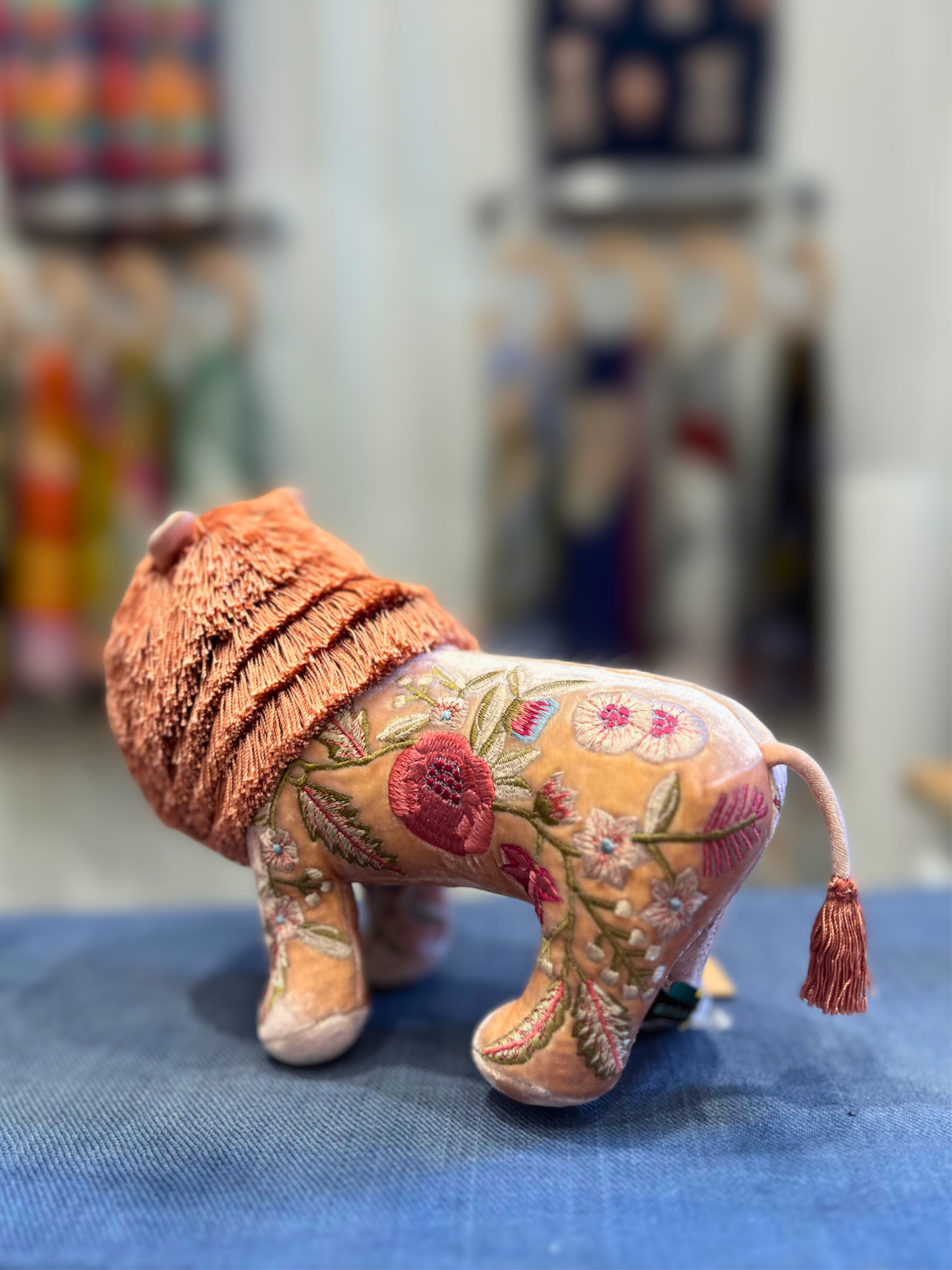 Lesbonnes. LIZA: Pink Quartz Lion (SOLD)
